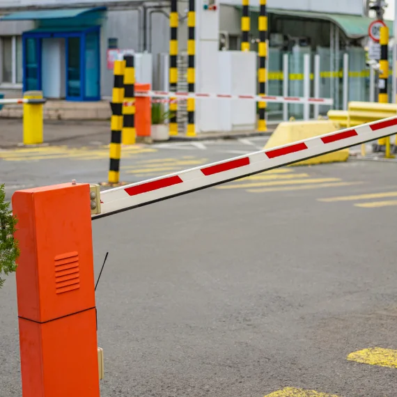 Automated Gates Dallas, TX | Velis Fencing